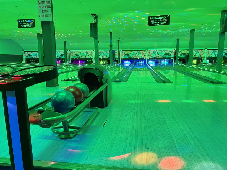 Rexdale Hourly Rates & Specials - Bowlerama